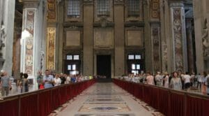 Vatican Dress Code for Tourists: What to wear to Vatican